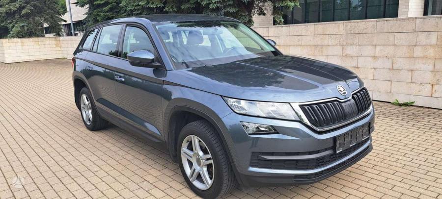 Grey Skoda Kodiaq 2018 in Vilnius, with an engine capacity of 1.50 L and mileage of 77 thousand km for 19490 €, photo 1 on AUTOMOTO.COM.LV