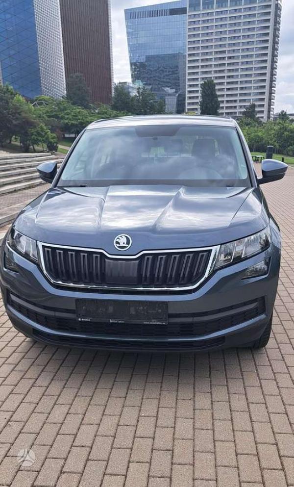 Grey Skoda Kodiaq 2018 in Vilnius, with an engine capacity of 1.50 L and mileage of 77 thousand km for 19490 €, photo 2 on AUTOMOTO.COM.LV