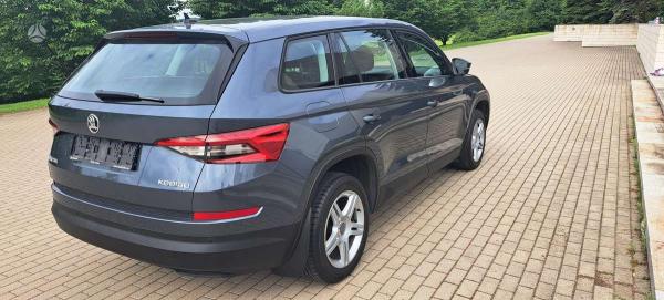 Grey Skoda Kodiaq 2018 in Vilnius, with an engine capacity of 1.50 L and mileage of 77 thousand km for 19490 €, photo 8 on AUTOMOTO.COM.LV