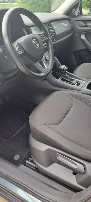 Grey Skoda Kodiaq 2018 in Vilnius, with an engine capacity of 1.50 L and mileage of 77 thousand km for 19490 €, photo 18 on AUTOMOTO.COM.LV