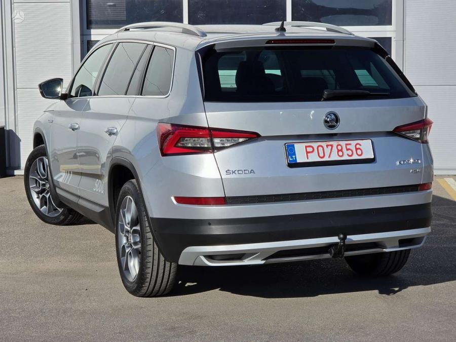 Серый Шкода Kodiaq 2018 в Ионава, объемом двигателя 2.00 л и пробегом 273 тыс. км за 20000 €, фото 7 на AUTOMOTO.COM.LV