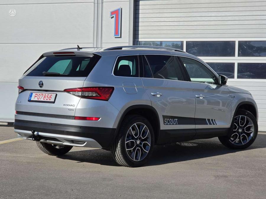 Серый Шкода Kodiaq 2018 в Ионава, объемом двигателя 2.00 л и пробегом 273 тыс. км за 20000 €, фото 9 на AUTOMOTO.COM.LV