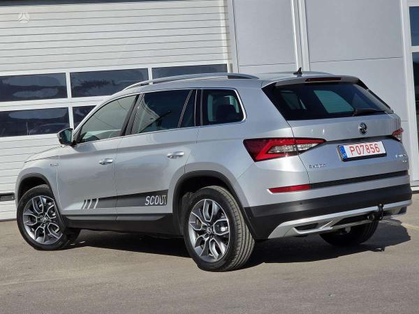 Grey Skoda Kodiaq 2018 in Jonava, with an engine capacity of 2.00 L and mileage of 273 thousand km for 20000 €, photo 9 on AUTOMOTO.COM.LV
