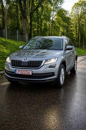 Серый Шкода Kodiaq 2018 в Вильнюс, объемом двигателя 1.97 л и пробегом 160 тыс. км за 18900 €, фото  на AUTOMOTO.COM.LV