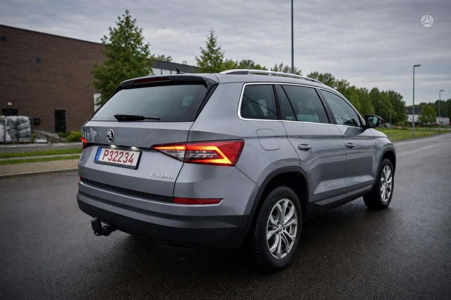 Серый Шкода Kodiaq 2018 в Вильнюс, объемом двигателя 1.97 л и пробегом 160 тыс. км за 18900 €, фото 5 на AUTOMOTO.COM.LV