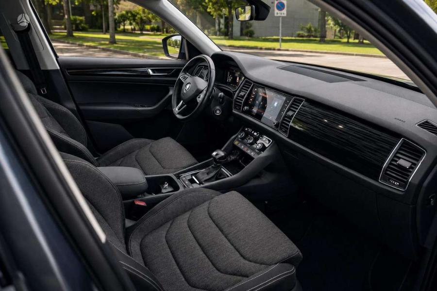 Серый Шкода Kodiaq 2018 в Вильнюс, объемом двигателя 1.97 л и пробегом 160 тыс. км за 18900 €, фото 9 на AUTOMOTO.COM.LV