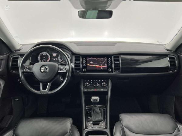 Grey Skoda Kodiaq 2018 in Vilnius, with an engine capacity of 1.97 L and mileage of 122 thousand km for 21900 €, photo 8 on AUTOMOTO.COM.LV