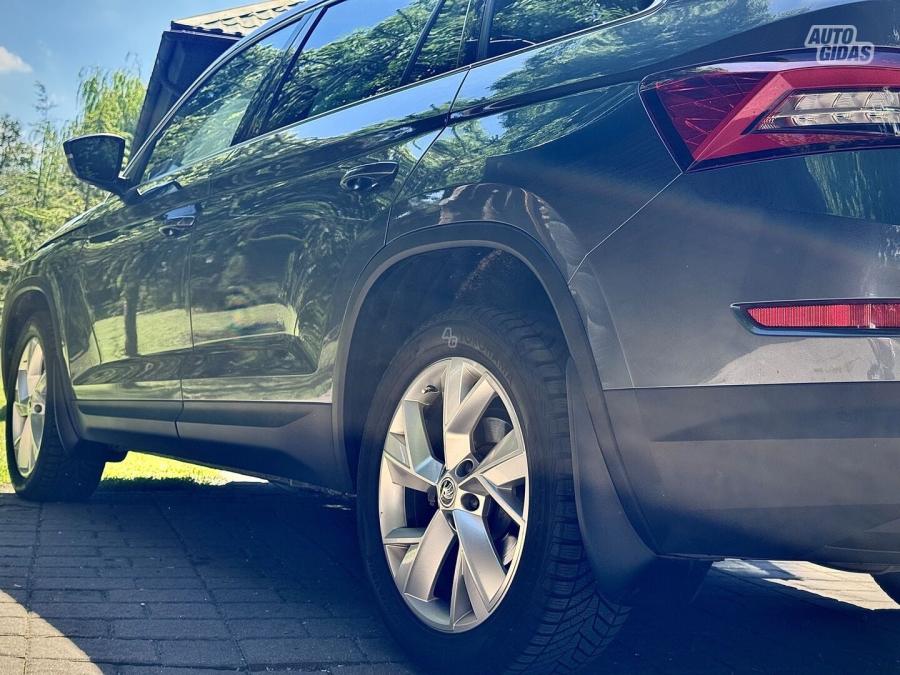Pelēks Skoda Kodiaq 2018 Kauņa, ar dzinēja tilpumu 2.00 L un nobraukumu 370 tūkst. km par 15500 €, foto 12 vietnē AUTOMOTO.COM.LV