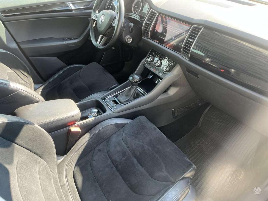 Grey Skoda Kodiaq 2018 in Marijampole, with an engine capacity of 1.97 L and mileage of 211 thousand km for 16900 €, photo 21 on AUTOMOTO.COM.LV