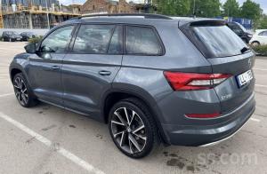 Pelēks Skoda Kodiaq 2018 Rīga, ar dzinēja tilpumu 2.00 L un nobraukumu 187 tūkst. km par 21000 €, foto 4 vietnē AUTOMOTO.COM.LV