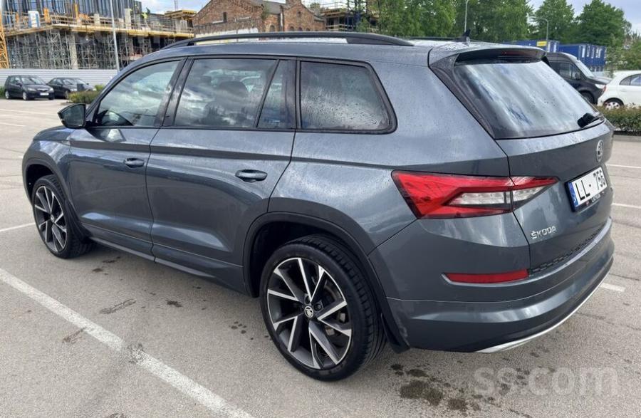 Pelēks Skoda Kodiaq 2018 Rīga, ar dzinēja tilpumu 2.00 L un nobraukumu 187 tūkst. km par 21000 €, foto 4 vietnē AUTOMOTO.COM.LV