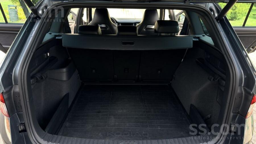 Pelēks Skoda Kodiaq 2018 Rīga, ar dzinēja tilpumu 2.00 L un nobraukumu 187 tūkst. km par 21000 €, foto 13 vietnē AUTOMOTO.COM.LV