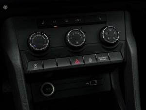 Серый Шкода Kodiaq 2018 в Вильнюс, объемом двигателя 1.50 л и пробегом 78 тыс. км за 18200 €, фото 24 на AUTOMOTO.COM.LV