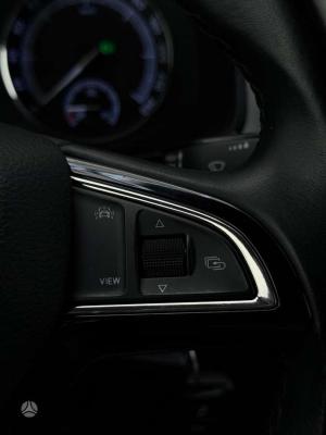 Серый Шкода Kodiaq 2018 в Вильнюс, объемом двигателя 1.50 л и пробегом 78 тыс. км за 18200 €, фото 27 на AUTOMOTO.COM.LV