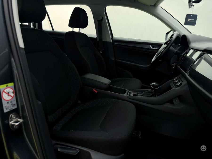 Pelēks Skoda Kodiaq 2018 Viļņa, ar dzinēja tilpumu 1.50 L un nobraukumu 78 tūkst. km par 17690 €, foto 17 vietnē AUTOMOTO.COM.LV