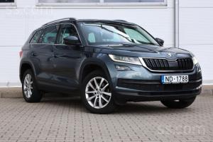 Grey Skoda Kodiaq 2018 in Riga, with an engine capacity of 2.00 L and mileage of 0 thousand km for 16495 €, photo 4 on AUTOMOTO.COM.LV