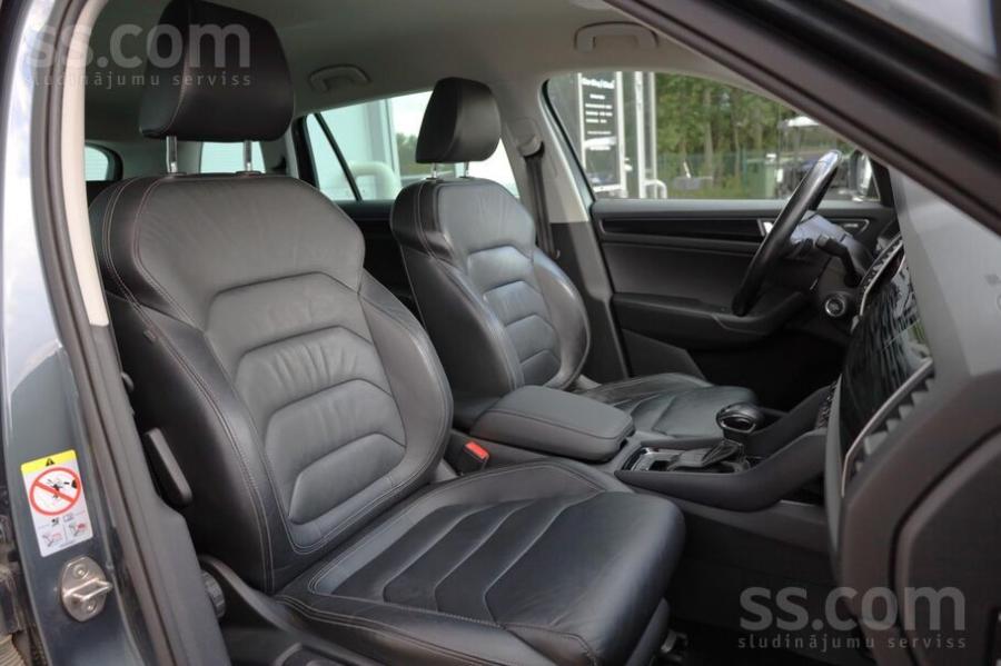 Grey Skoda Kodiaq 2018 in Riga, with an engine capacity of 2.00 L and mileage of 0 thousand km for 16495 €, photo 16 on AUTOMOTO.COM.LV