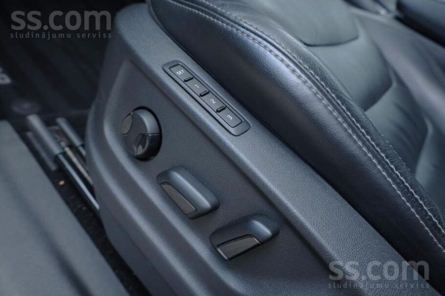 Grey Skoda Kodiaq 2018 in Riga, with an engine capacity of 2.00 L and mileage of 0 thousand km for 16495 €, photo 22 on AUTOMOTO.COM.LV