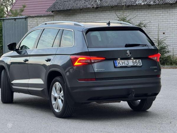 Pelēks Skoda Kodiaq 2018 Ukmergė, ar dzinēja tilpumu 0.00 L un nobraukumu 131 tūkst. km par 22000 €, foto 3 vietnē AUTOMOTO.COM.LV