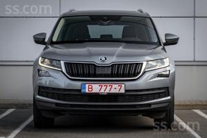 Pelēks Skoda Kodiaq 2018 Rīga, ar dzinēja tilpumu 1.40 L un nobraukumu 201 tūkst. km par 16950 €, foto 3 vietnē AUTOMOTO.COM.LV