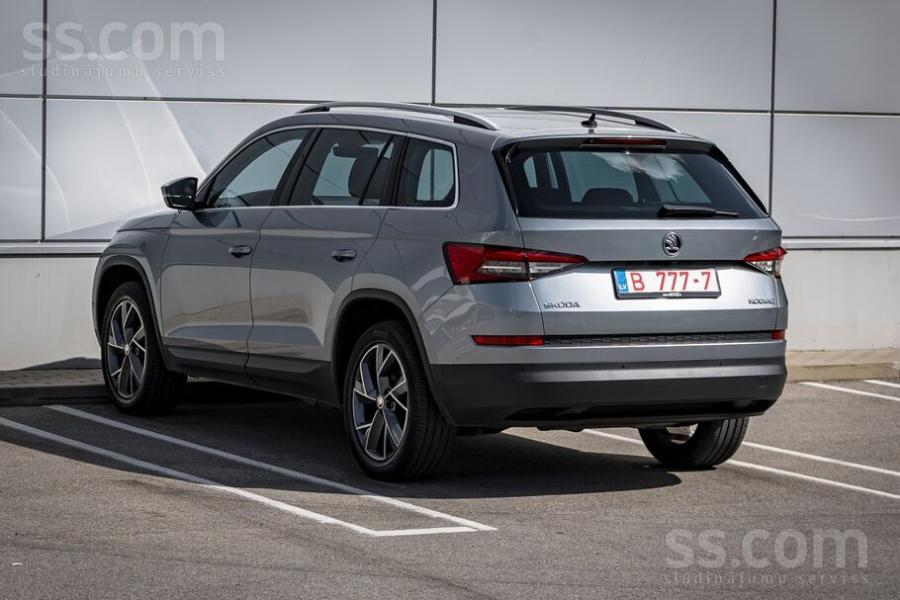 Pelēks Skoda Kodiaq 2018 Rīga, ar dzinēja tilpumu 1.40 L un nobraukumu 201 tūkst. km par 16950 €, foto 7 vietnē AUTOMOTO.COM.LV