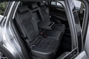 Pelēks Skoda Kodiaq 2018 Rīga, ar dzinēja tilpumu 1.40 L un nobraukumu 201 tūkst. km par 16950 €, foto 16 vietnē AUTOMOTO.COM.LV