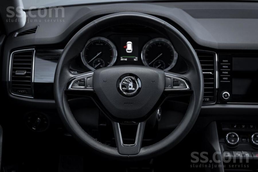 Pelēks Skoda Kodiaq 2018 Rīga, ar dzinēja tilpumu 1.40 L un nobraukumu 201 tūkst. km par 16950 €, foto 19 vietnē AUTOMOTO.COM.LV