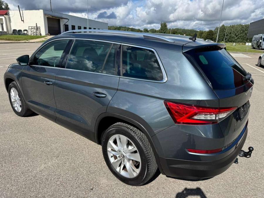 Pelēks Skoda Kodiaq 2018 Prienai, ar dzinēja tilpumu 1.97 L un nobraukumu 274 tūkst. km par 16999 €, foto 5 vietnē AUTOMOTO.COM.LV
