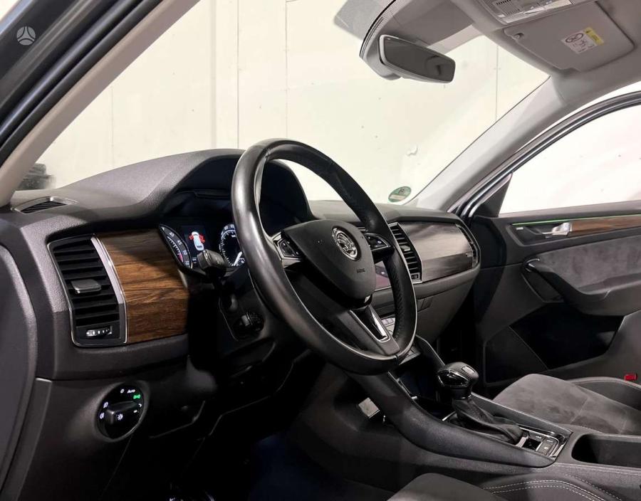 Серый Шкода Kodiaq 2018 в Клайпеда, объемом двигателя 1.97 л и пробегом 295 тыс. км за 17900 €, фото 9 на AUTOMOTO.COM.LV