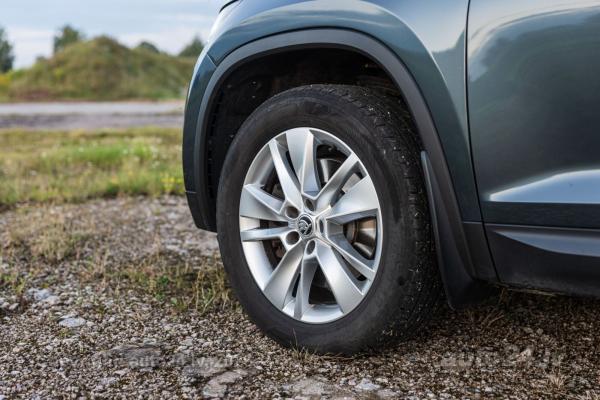 Pelēks Skoda Kodiaq 2018 Tartu, ar dzinēja tilpumu 2.00 L un nobraukumu 200 tūkst. km par 20900 €, foto 6 vietnē AUTOMOTO.COM.LV