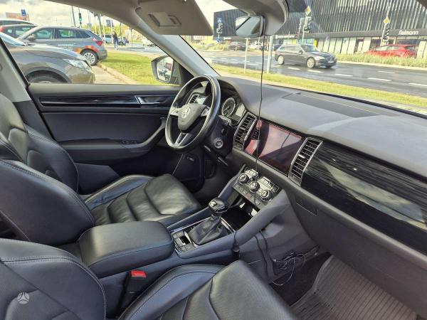 Grey Skoda Kodiaq 2018 in Vilnius, with an engine capacity of 2.00 L and mileage of 225 thousand km for 16700 €, photo 11 on AUTOMOTO.COM.LV