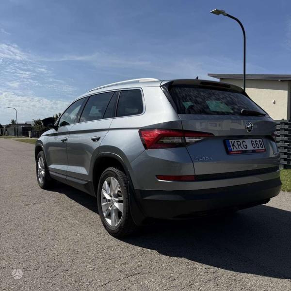 Grey Skoda Kodiaq 2018 in Kaunas, with an engine capacity of 1.97 L and mileage of 272 thousand km for 14500 €, photo 8 on AUTOMOTO.COM.LV