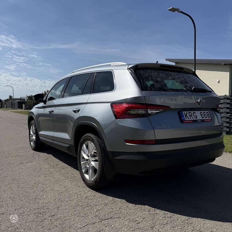 Grey Skoda Kodiaq 2018 in Kaunas, with an engine capacity of 1.97 L and mileage of 272 thousand km for 14500 €, photo 8 on AUTOMOTO.COM.LV