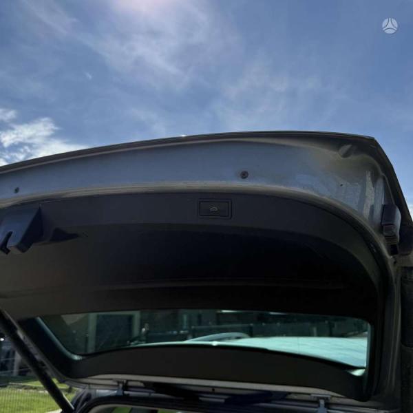 Grey Skoda Kodiaq 2018 in Kaunas, with an engine capacity of 1.97 L and mileage of 272 thousand km for 14500 €, photo 10 on AUTOMOTO.COM.LV