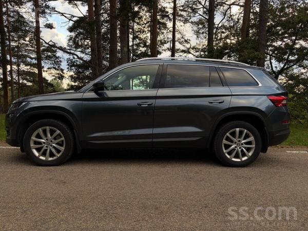 Skoda Kodiaq 2018 in Riga on AUTOMOTO.COM.LV Grey Skoda Kodiaq 2018 in Riga, with an engine capacity of 2.00 L and mileage of 211 thousand km for 17800 €, photo 1 on AUTOMOTO.COM.LV
