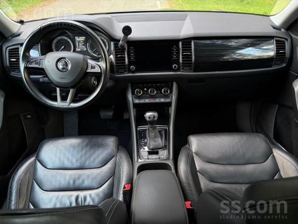 Skoda Kodiaq 2018 in Riga on AUTOMOTO.COM.LV Grey Skoda Kodiaq 2018 in Riga, with an engine capacity of 2.00 L and mileage of 211 thousand km for 17800 €, photo 10 on AUTOMOTO.COM.LV