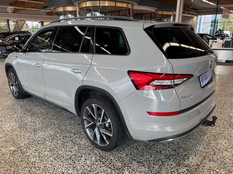 Pelēks Skoda Kodiaq 2018 Kauņa, ar dzinēja tilpumu 1.97 L un nobraukumu 231 tūkst. km par 18999 €, foto 4 vietnē AUTOMOTO.COM.LV