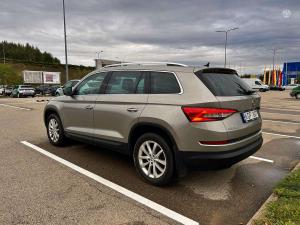Серый Шкода Kodiaq 2018 в Вильнюс, объемом двигателя 1.97 л и пробегом 121 тыс. км за 19400 €, фото 4 на AUTOMOTO.COM.LV