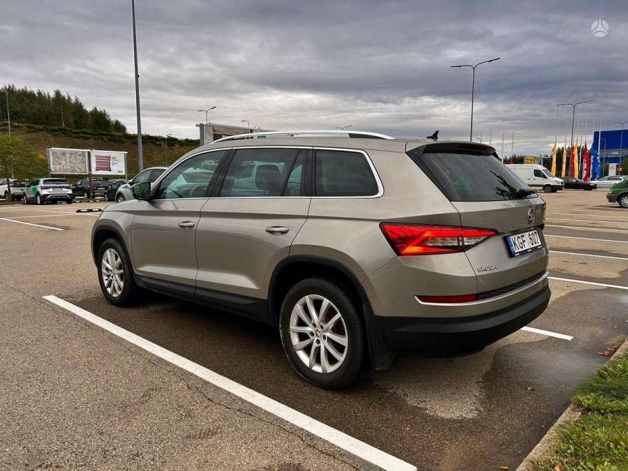 Серый Шкода Kodiaq 2018 в Вильнюс, объемом двигателя 1.97 л и пробегом 121 тыс. км за 19400 €, фото 4 на AUTOMOTO.COM.LV