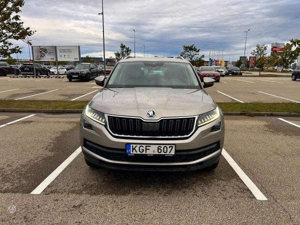 Pelēks Skoda Kodiaq 2018 Viļņa, ar dzinēja tilpumu 1.97 L un nobraukumu 121 tūkst. km par 19400 €, foto 9 vietnē AUTOMOTO.COM.LV