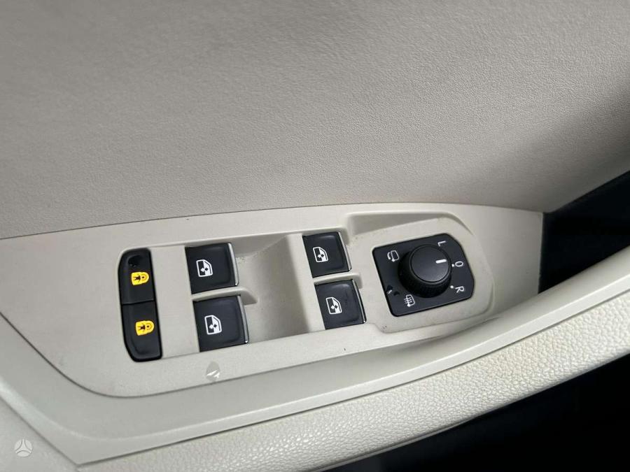Серый Шкода Kodiaq 2018 в Вильнюс, объемом двигателя 1.97 л и пробегом 121 тыс. км за 19400 €, фото 16 на AUTOMOTO.COM.LV