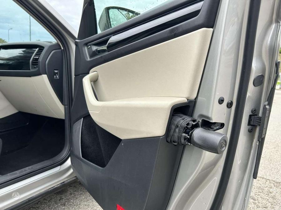 Серый Шкода Kodiaq 2018 в Вильнюс, объемом двигателя 1.97 л и пробегом 121 тыс. км за 19400 €, фото 17 на AUTOMOTO.COM.LV