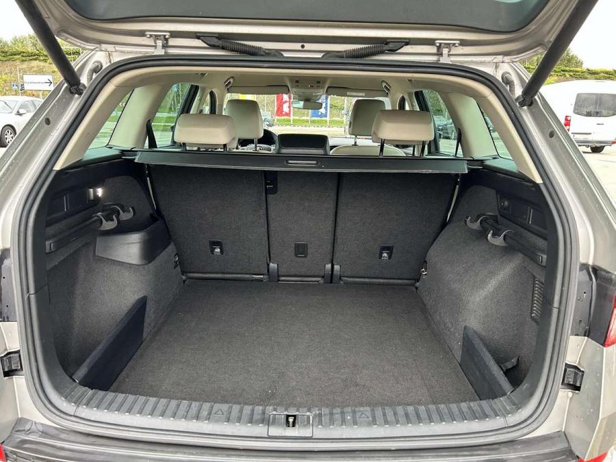 Серый Шкода Kodiaq 2018 в Вильнюс, объемом двигателя 1.97 л и пробегом 121 тыс. км за 19400 €, фото 23 на AUTOMOTO.COM.LV