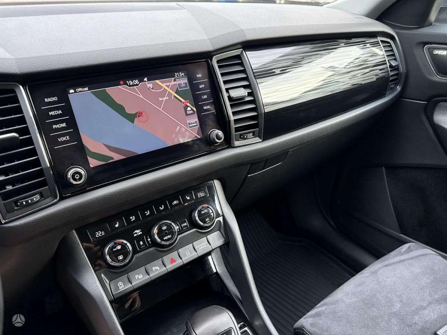 Серый Шкода Kodiaq 2018 в Пренай, объемом двигателя 1.97 л и пробегом 246 тыс. км за 15300 €, фото 50 на AUTOMOTO.COM.LV