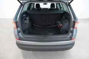 Pelēks Skoda Kodiaq 2018 Viļņa, ar dzinēja tilpumu 2.00 L un nobraukumu 96 tūkst. km par 17900 €, foto 21 vietnē AUTOMOTO.COM.LV