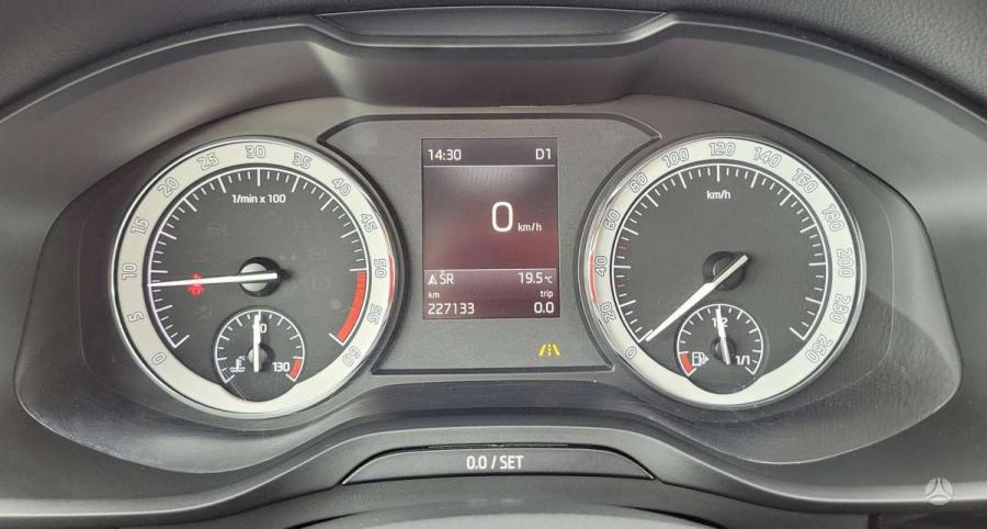 Pelēks Skoda Kodiaq 2018 Kauņa, ar dzinēja tilpumu 1.97 L un nobraukumu 227 tūkst. km par 17900 €, foto 7 vietnē AUTOMOTO.COM.LV