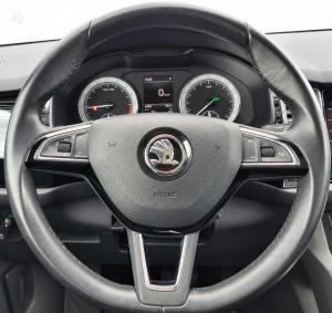 Pelēks Skoda Kodiaq 2018 Kauņa, ar dzinēja tilpumu 1.97 L un nobraukumu 227 tūkst. km par 17900 €, foto 8 vietnē AUTOMOTO.COM.LV