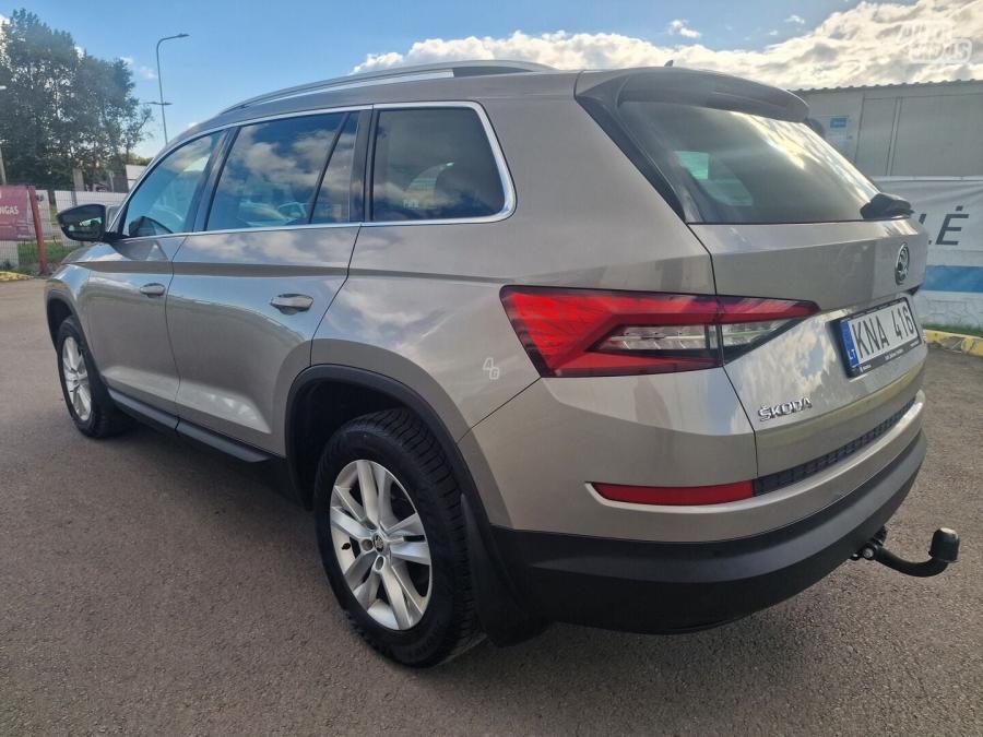 Pelēks Skoda Kodiaq 2018 Kretinga, ar dzinēja tilpumu 2.00 L un nobraukumu 186 tūkst. km par 15700 €, foto 10 vietnē AUTOMOTO.COM.LV