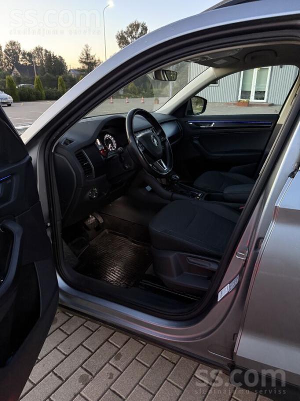 Skoda Kodiaq 2018 in Riga on AUTOMOTO.COM.LV Grey Skoda Kodiaq 2018 in Riga, with an engine capacity of 2.00 L and mileage of 163 thousand km for 19900 €, photo 7 on AUTOMOTO.COM.LV