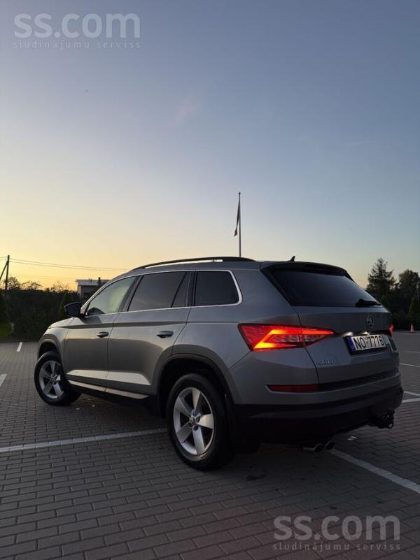 Skoda Kodiaq 2018 in Riga on AUTOMOTO.COM.LV Grey Skoda Kodiaq 2018 in Riga, with an engine capacity of 2.00 L and mileage of 163 thousand km for 19900 €, photo 9 on AUTOMOTO.COM.LV